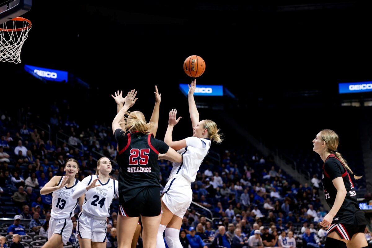 BYU Roundup: Women’s basketball powers past Fresno State, 64-43 | News ...